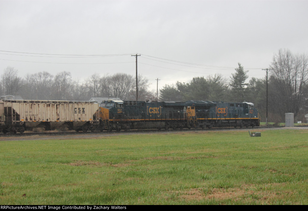 CSX 3275 952